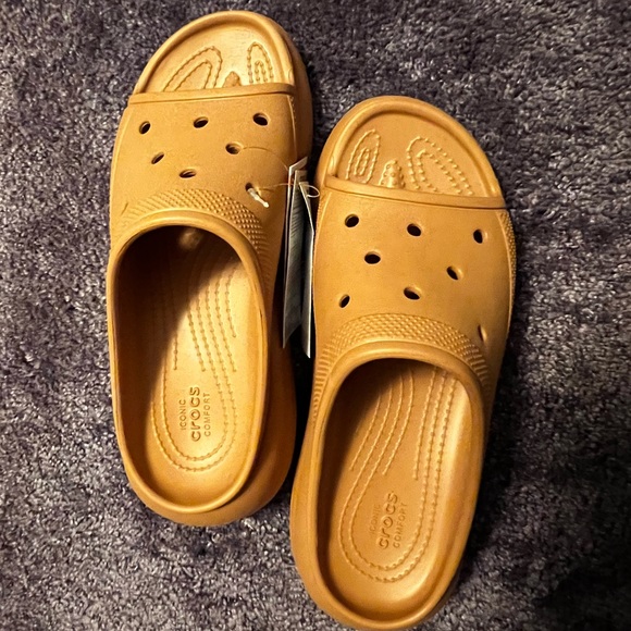 CROCS | Shoes | Crocs Women 7will Be Your Fav Slide Height And Bold ...